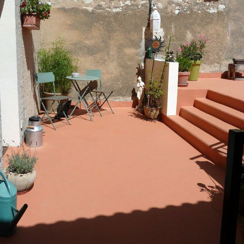 Etanchéité de terrasse en béton : comment faire ? | Habitatpresto