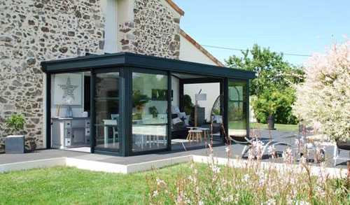 Véranda moderne : 5 exemples de pièces contemporaines & design